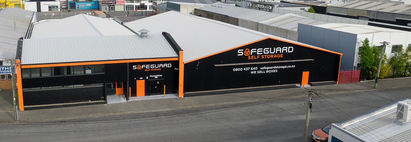 How Do I Keep My Clothes Fresh When Storing